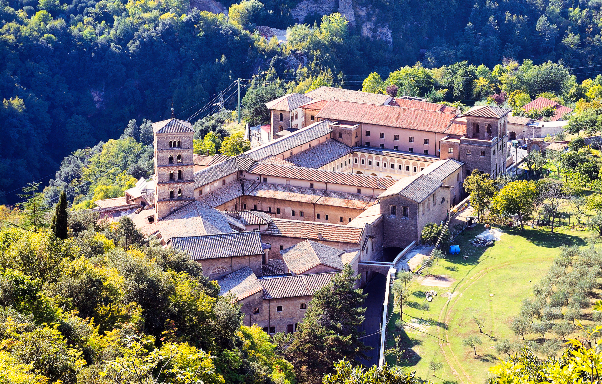 Abtschaft Santa Scholastica ☀️ Geschichte und Spiritualität